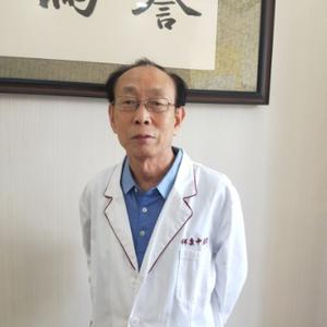 内科专家金应官 