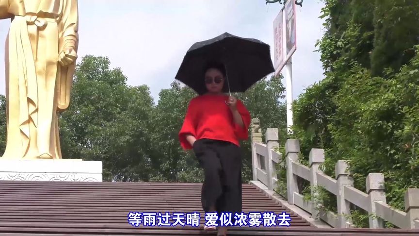 一首DJ情歌《爱你恨你却想你》,越听越悲伤,多少爱多少泪