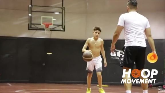 美国天才初中生训练视频,良好的基本功靠的就是这种系统的训练