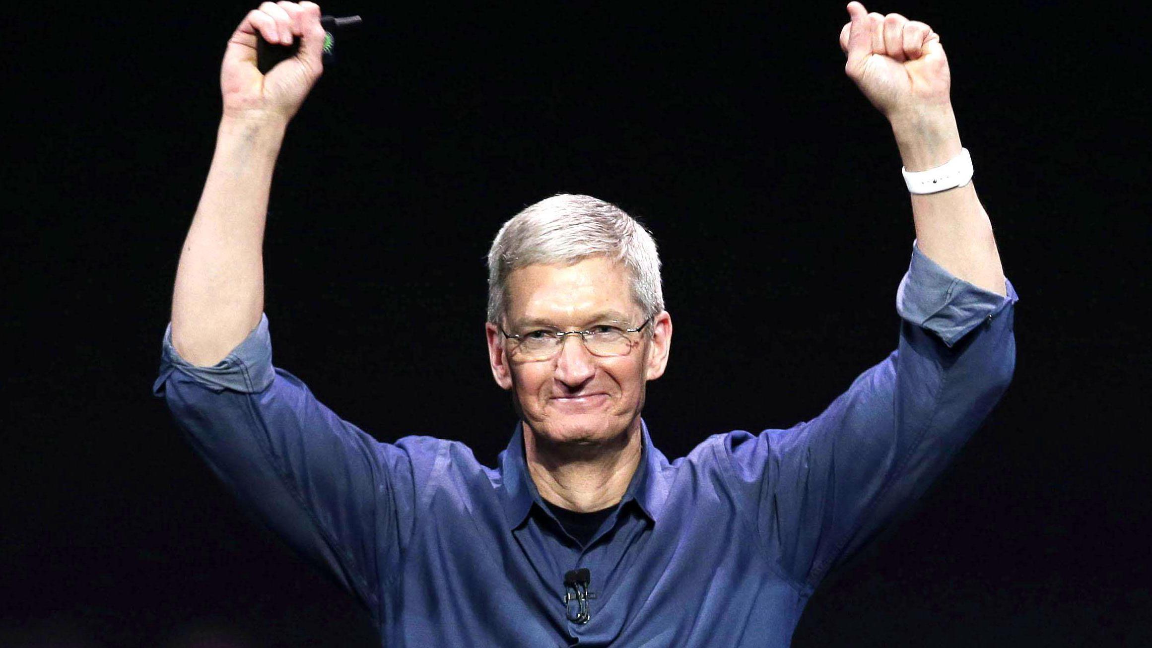 跌下神坛!苹果市值蒸发超万亿,网友:这就是打压华为的代价