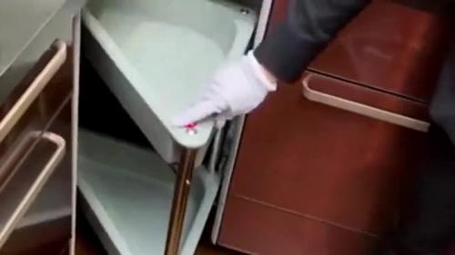 第一次来朋友的新家做客,看到他的厨房拐角设计,让我长见识了!