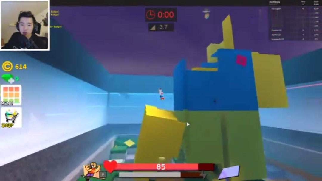 小飞象解说 Ro炸弹模拟器 原子弹就在身后!脑袋卡在了墙里?