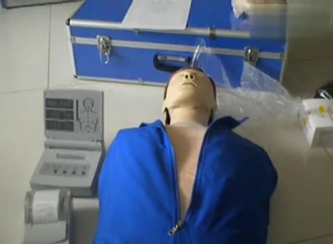 电脑半身急救训练心肺复苏模拟人,医用教学模型