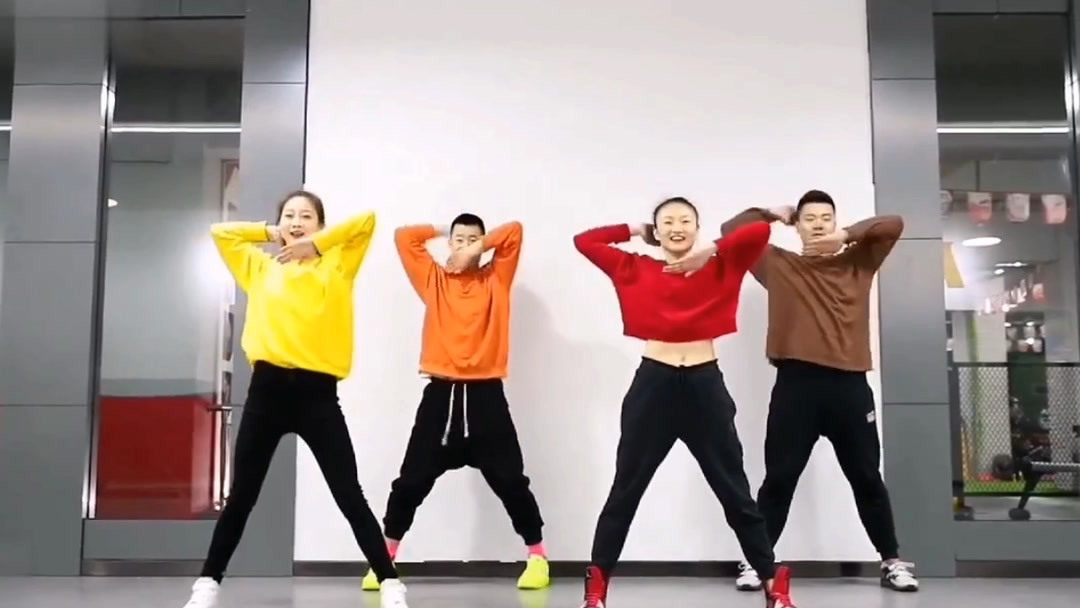 年会舞蹈串烧 2021年最火抖音热门歌曲音乐创意节目视频简单易学