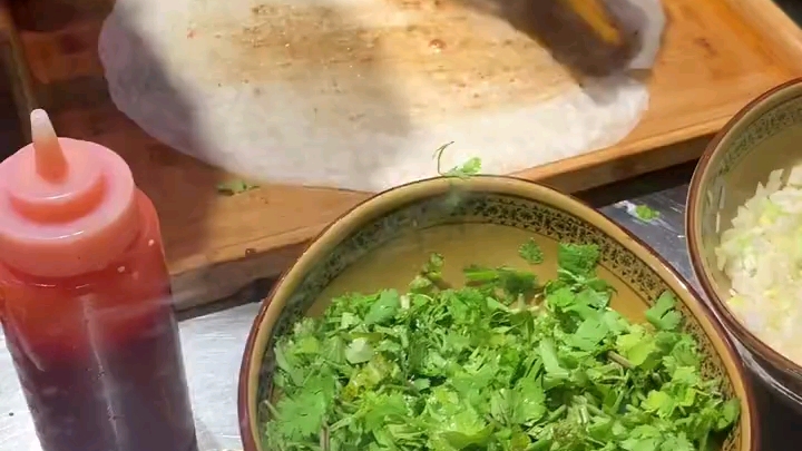 卤肉卷 制作过程很治愈呐