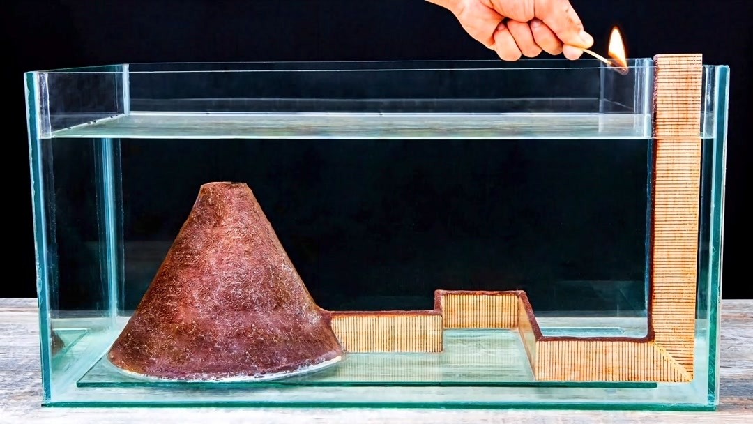 水底火山是如何爆发的?老外模拟实验,结果震惊众人!