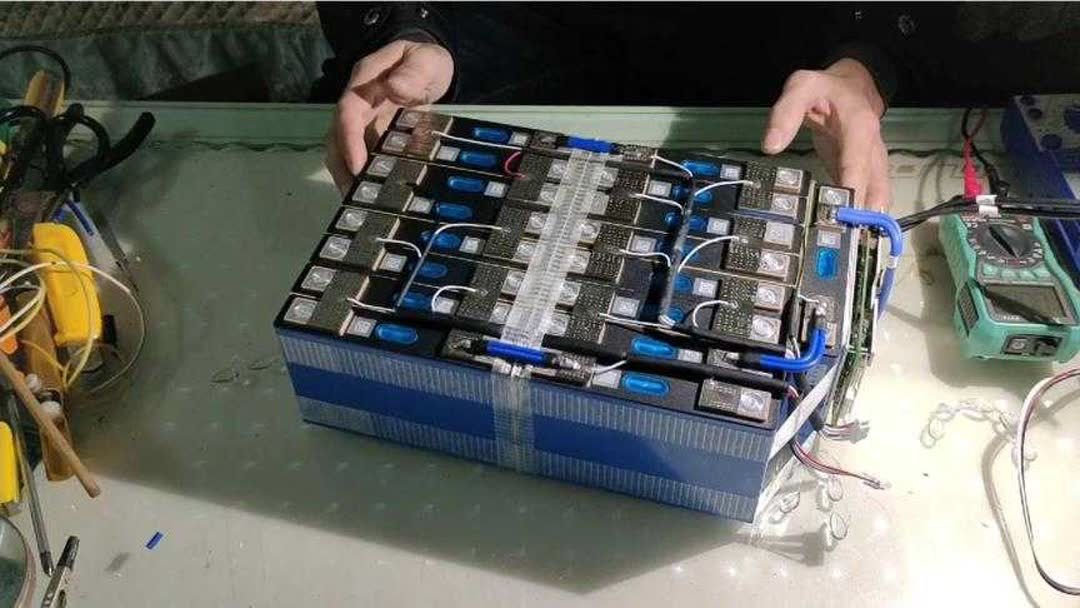 60V54Ah的三元锂电动车电池组,这工艺,真是让人看得赏心悦目!