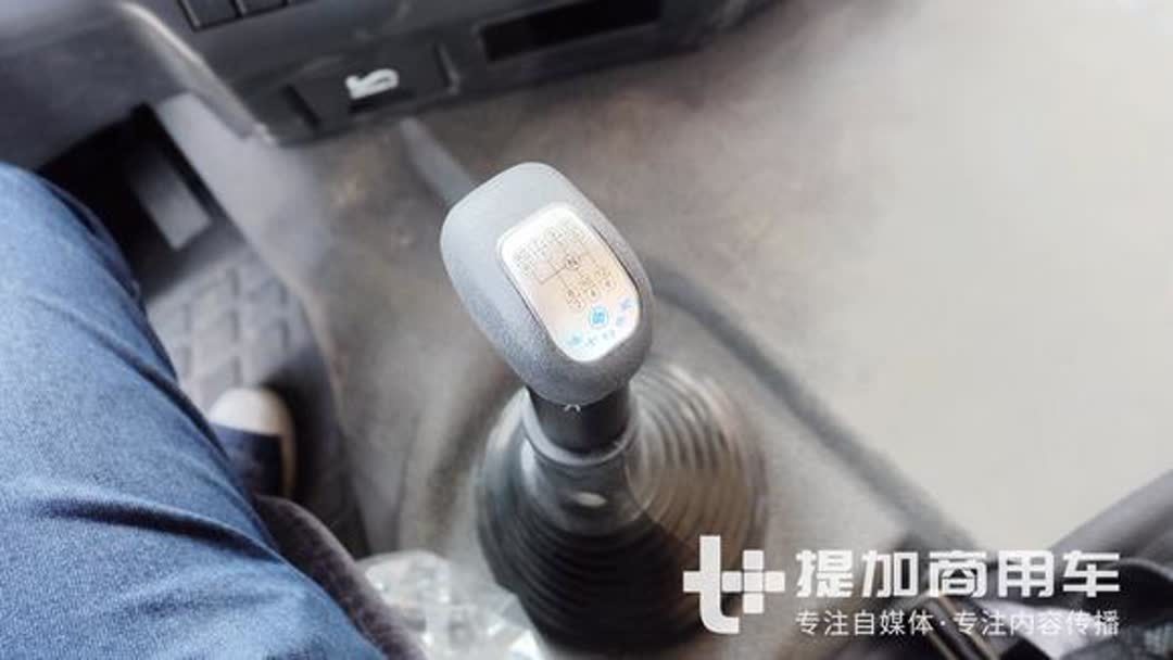 大卡车十几个挡位,怎么挂档?2分钟学会大卡车12挡变速箱操作