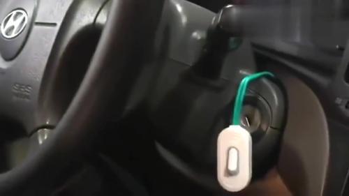 这就是修理厂给我安装的一键启动,看起来非常别致