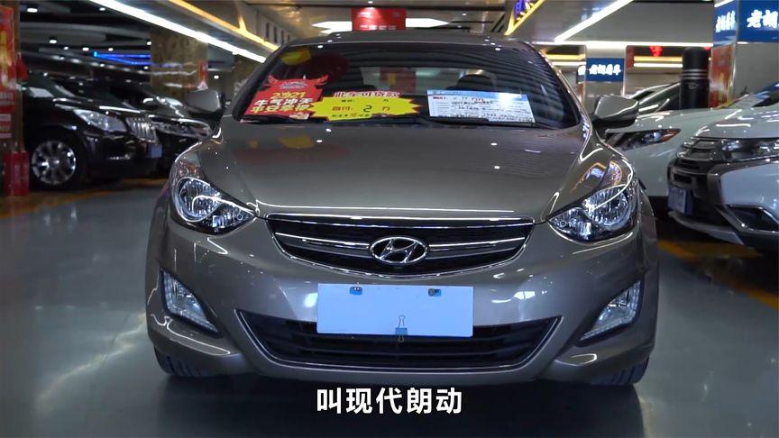 家用代步车现代朗动评测,配置高空间大,性价比很高