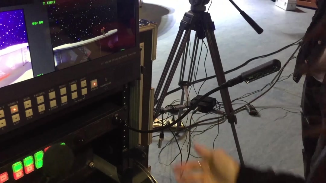 移动导播台操作 温琪.mp4