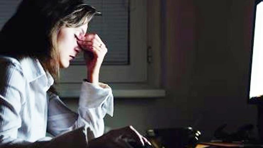 长期熬夜会让人短命!12点后睡觉就算熬夜吗?现在知道还不算晚