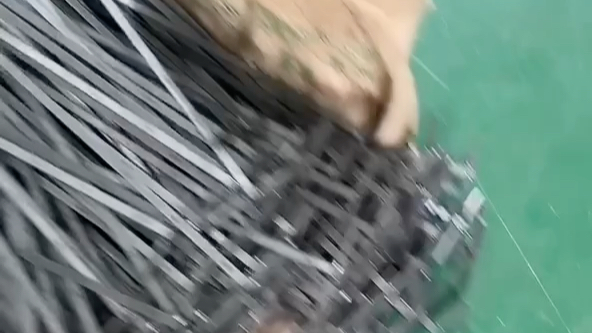 创屹挂具筛网广泛用于塑胶硅胶木器金属表喷涂高光漆,单组份双组份...