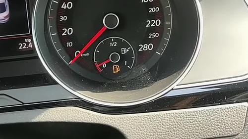 这辆车大毛病没有小毛病不断,这个黄灯总是亮,修一次就要300多