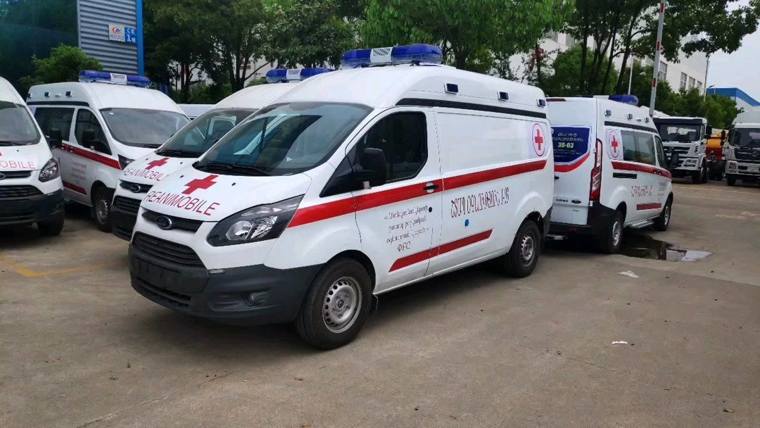 全球确诊超百万例抗击新冠肺炎们在行动