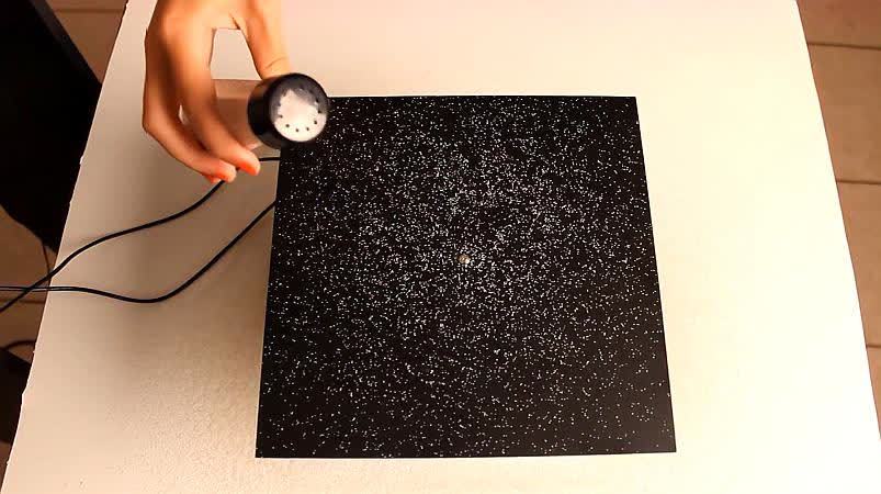 难得一见的实验,把食盐撒在震动板上,神奇的科学现象发生了