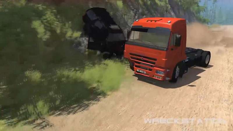 车祸模拟:卡车和大车司机撞车