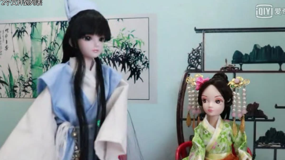 绒绒兔玩具:叶罗丽故事 罗丽女扮男装出府游玩 整治坏妹