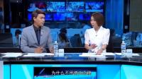 新闻联播的主持人不用低头念稿, 而是面对镜头, 不怕播错吗?