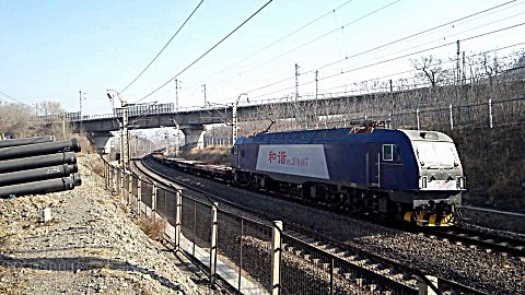 【火车视频-2017年年终视频,首拍K1010次 鹤岗-大连北,偶遇CRH380...