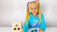 可爱小萝莉玩几何形状魔方玩具学知识,亲子互动英语启蒙!