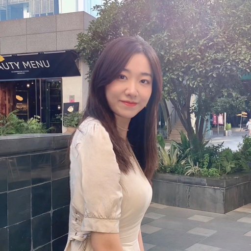 一个教日语的aki老师 