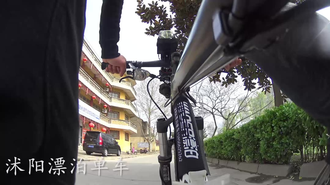 山地车前叉减震器性能测试