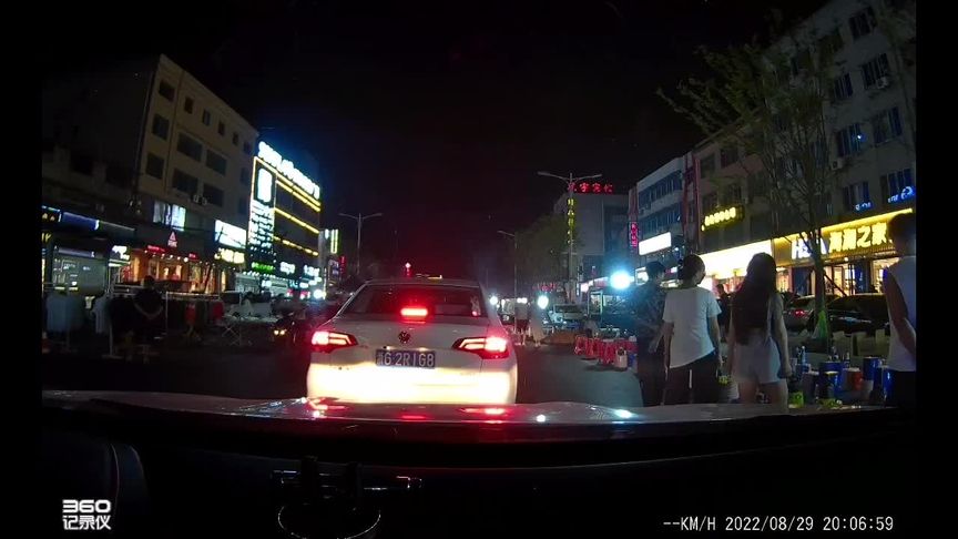 手动挡,堵车一个多小时,好忧桑,好好焦灼,好烦