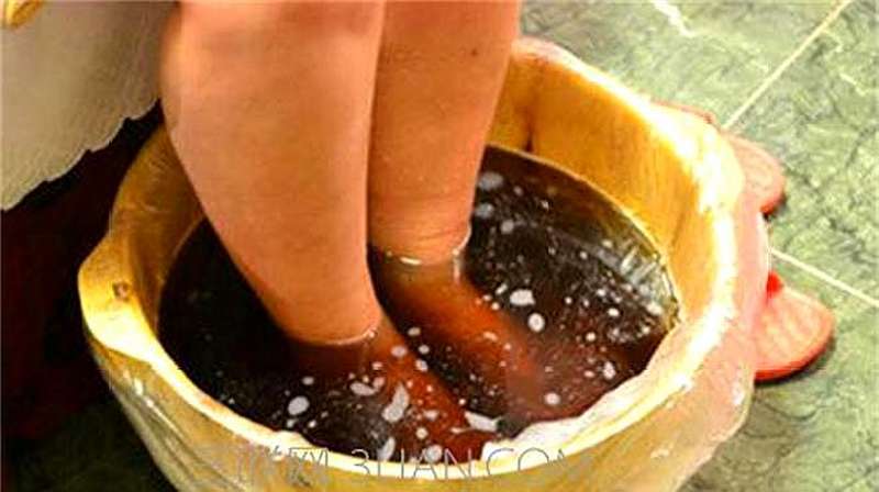 正确泡脚方法教给你，以后别乱泡脚了