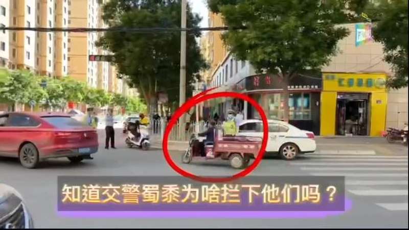 一盔一带 安全出行