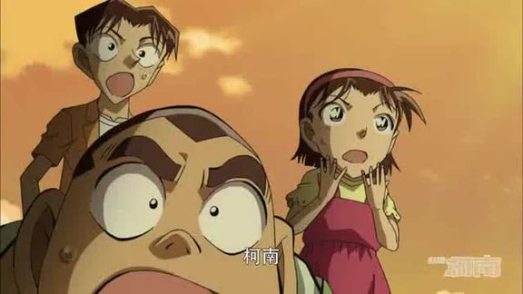 名侦探:求婚戒指在手机挂件里面,柯南使用脚力增强鞋!厉害。