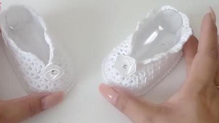 「母婴针织」教你钩织透气白色宝宝鞋