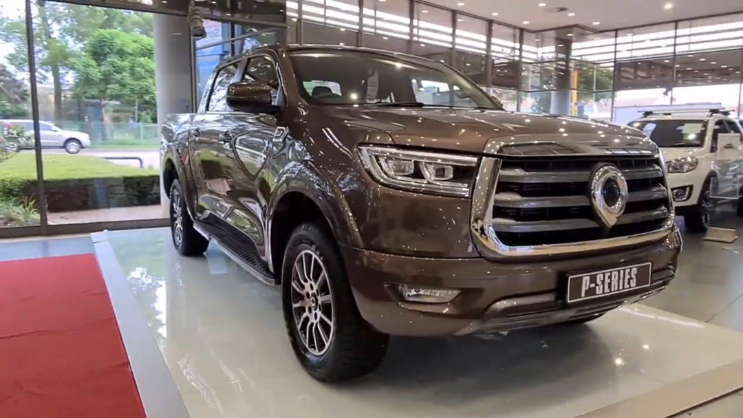 2021款长城炮海外版实拍展示,有这颜值和配置,不要太喜欢了!