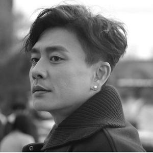 洒脱的浪客剑心 