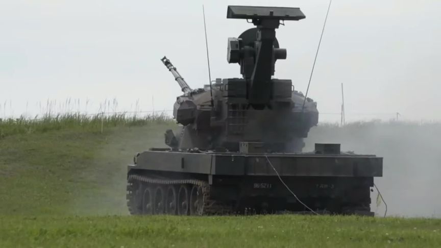 日本87式自行高炮火力全开,但依然没能击落模拟的巡航导弹