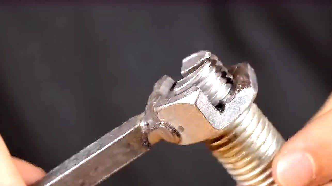 民间牛人自制的折弯器,手残党一学就会,太实用了!