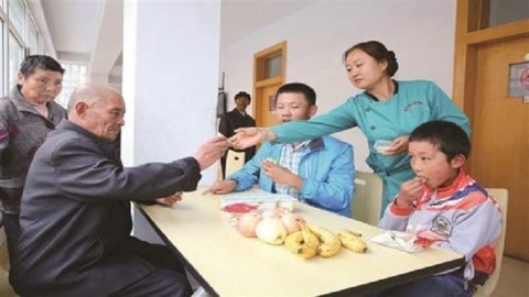 好消息!政府和企业联动发展养老新模式,每张床位给予2万元补贴