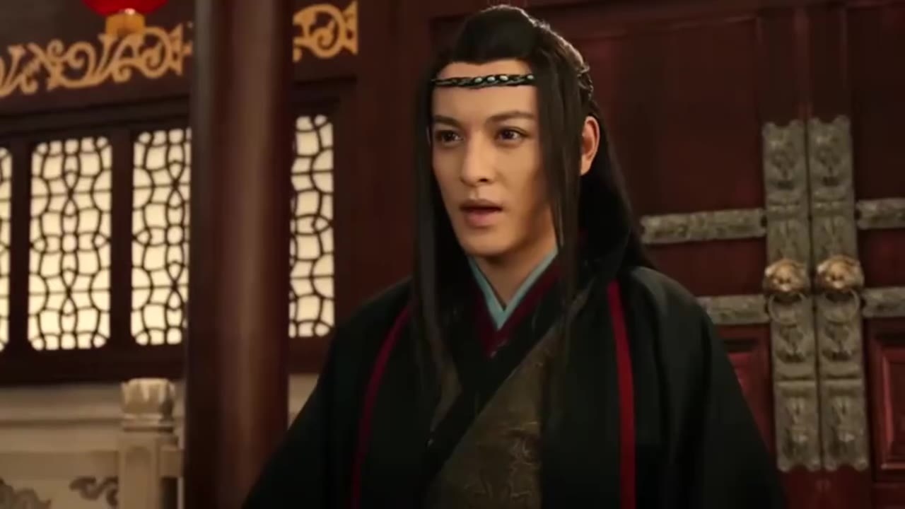 《微微一笑很倾城》微微游戏里与人PK秒赢,不愧是排名前六的!