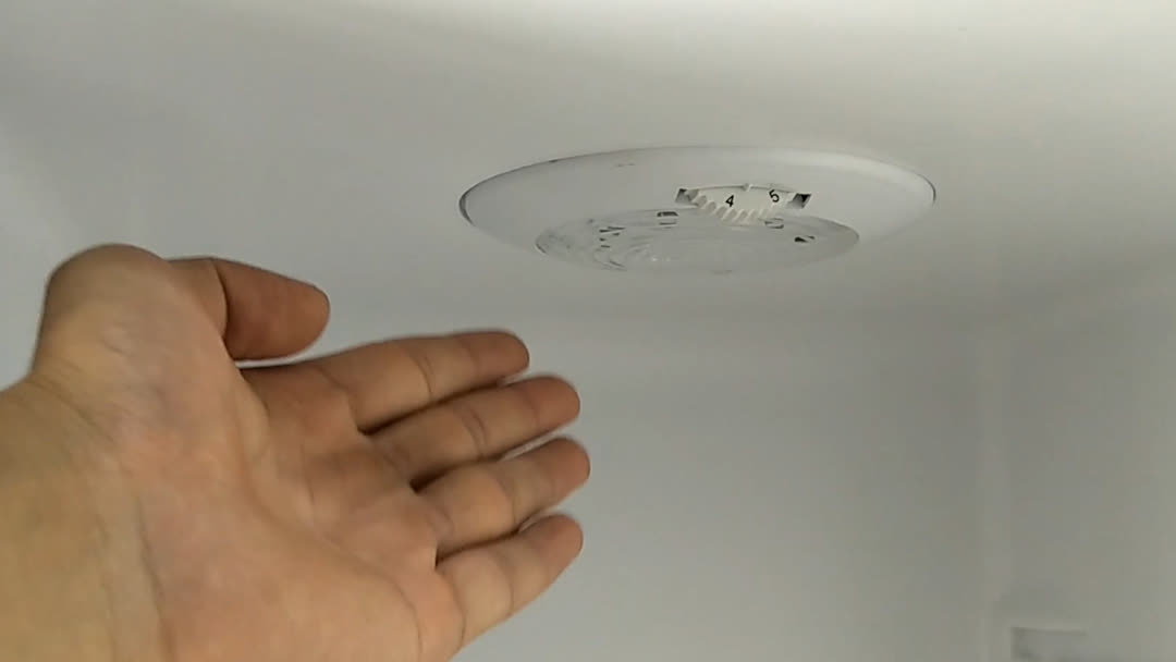 家里的冰箱用了这么久,却不知道这个按钮的作用,进来学学