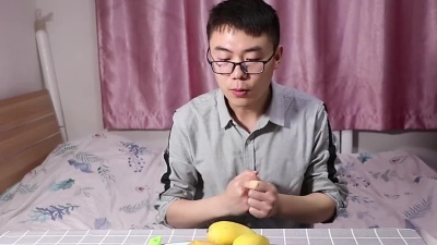 这样切芒果,吃光它,不浪费一滴汁