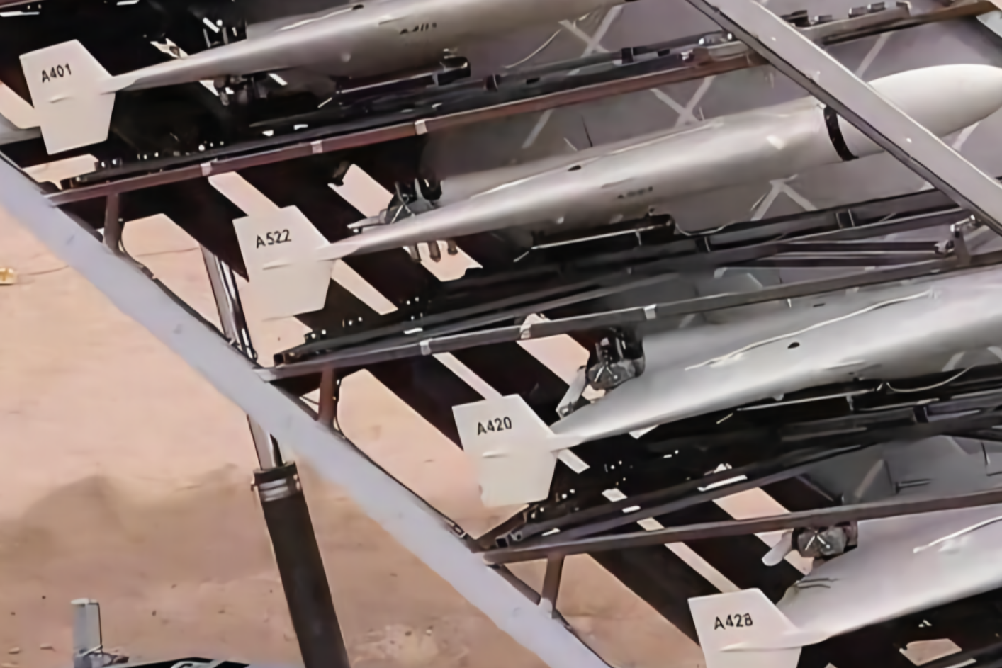 量足劲大还便宜,俄用伊朗无人机大杀四方,乌军根本"拦截不起"