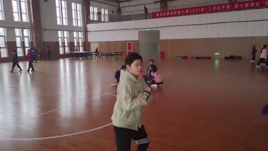 #少年强则国强 #校园武术 #即兴表演 #孩子的快乐 六朵金花@