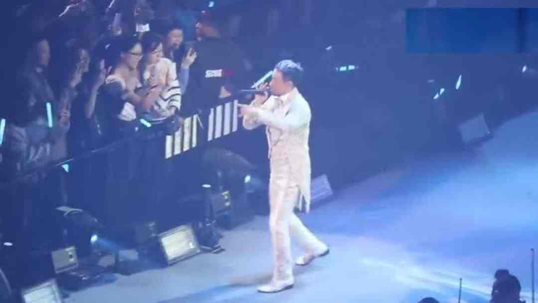 张学友2019经典世界巡迴演唱会香港站《你的名字我的姓氏》