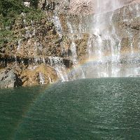 明天定会更美好 