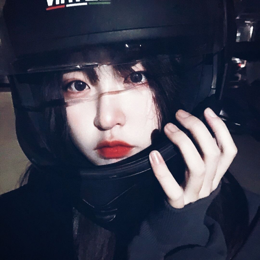 施华小咸鱼 