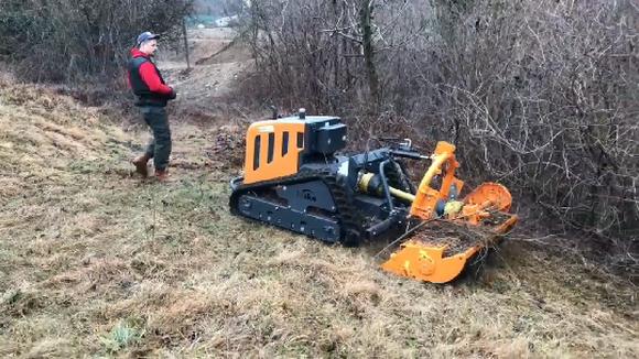 看德国制造的小型粉碎机有多实用,科技确实先进