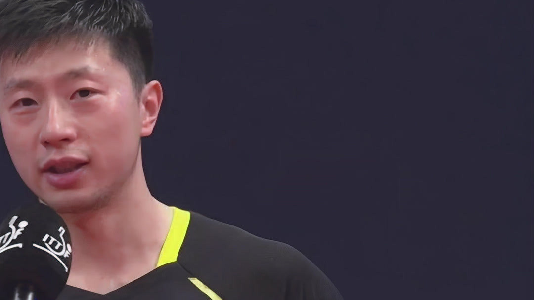 马龙4-1樊振东夺冠,赛后霸气大秀“十级英文”,引全场欢呼!