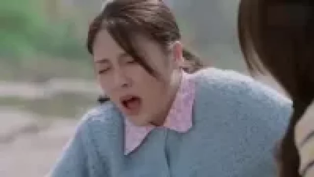 怀孕儿媳摔倒,晚上肚子疼痛难忍,到医院孩子保不住了