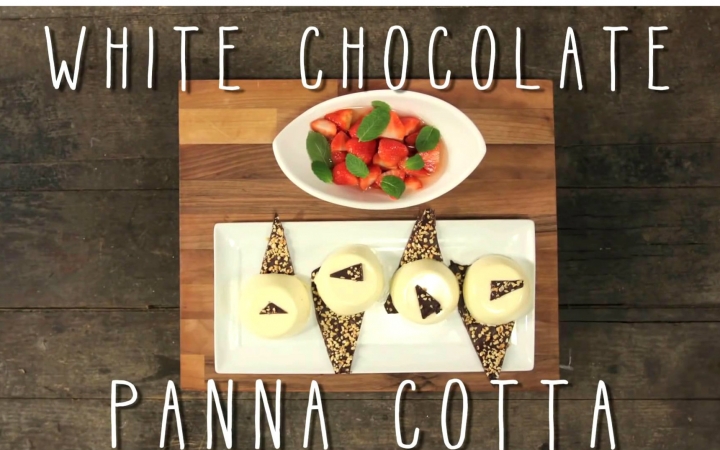 【SORTEDFOOD】White Chocolate Panna Cotta --@The Table!