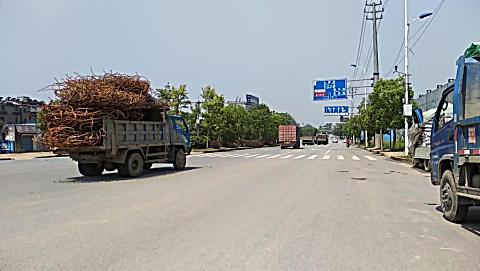 电动三轮车上路试驾视频